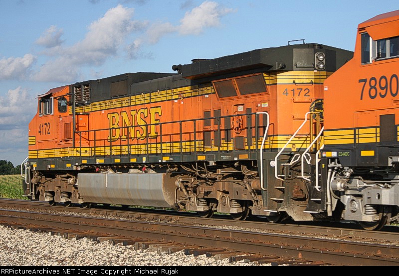 BNSF 4172